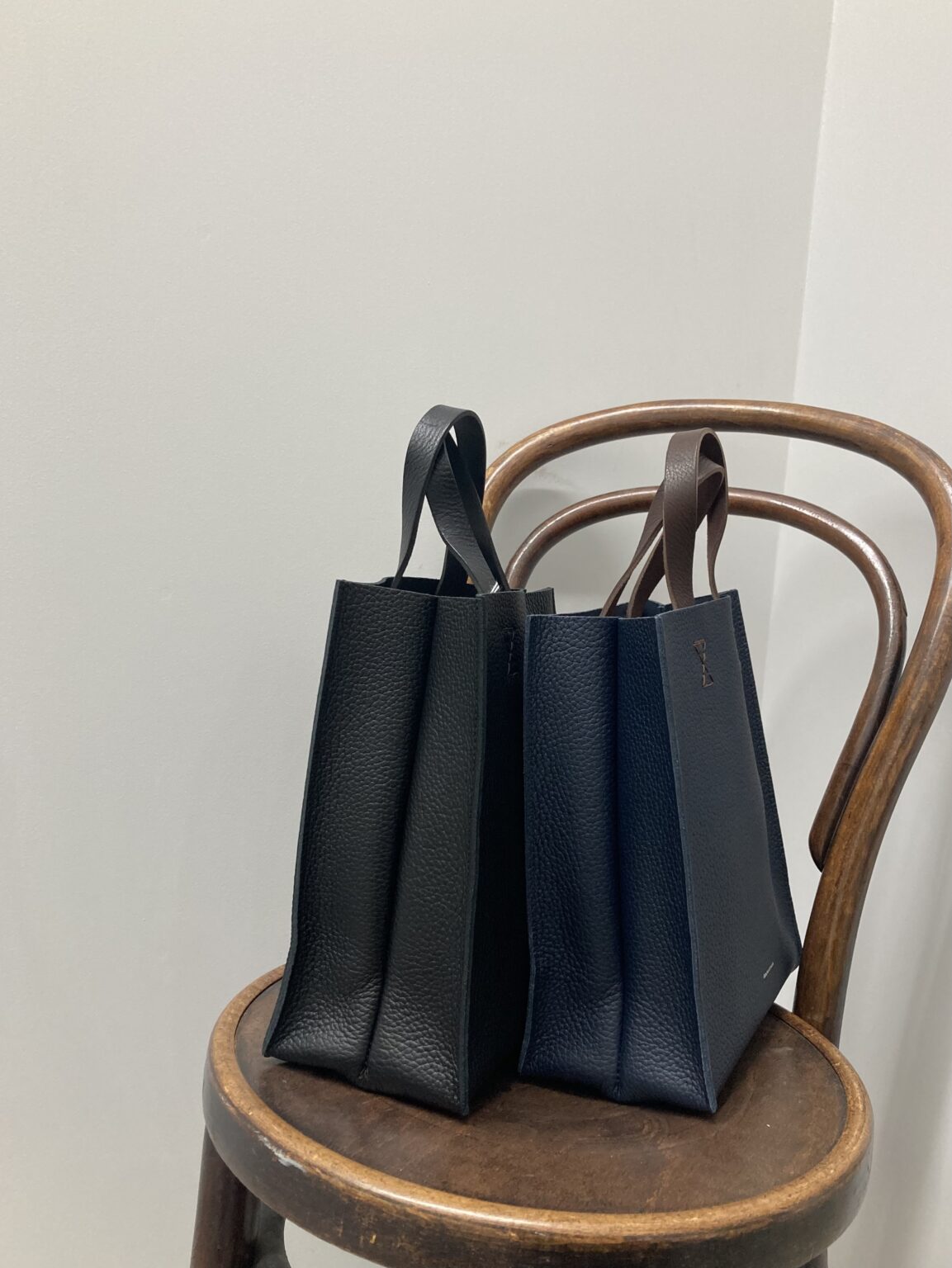 【Hender Scheme】定番人気バッグ入荷しました🌟 | OBLIGE womens blog | 山梨県甲府市 | セレクトショップ